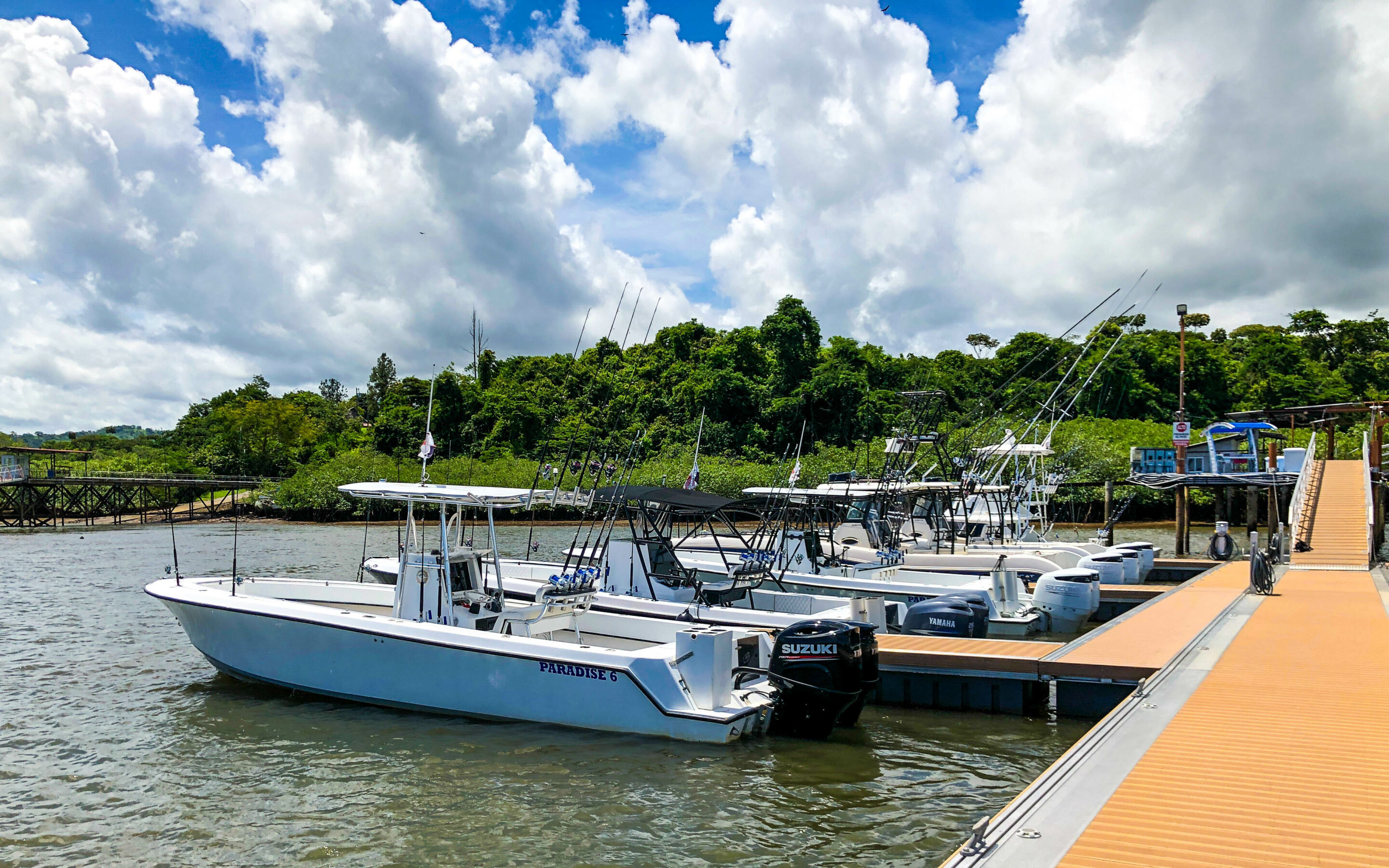 Our Fleet - Paradise Fishing Lodge & Marina